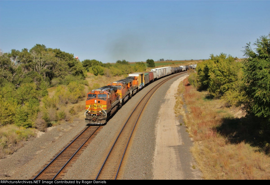 BNSF 4997